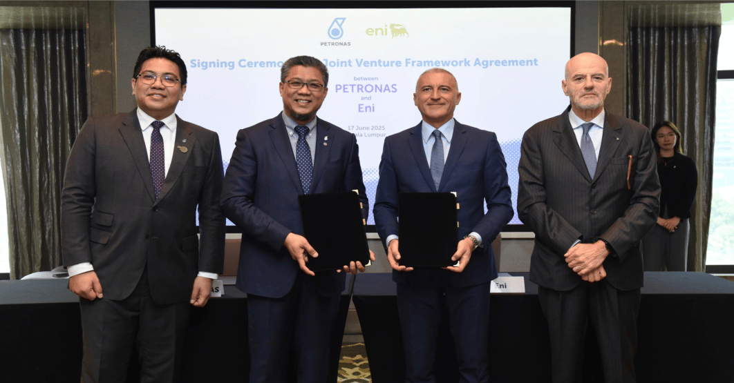 Eni, PETRONAS sign framework agreement for JV in Malaysia, Indonesia - Eni, PETRONAS sign ...