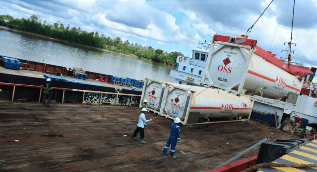PGN starts LNG distribution from Kayan mini-LNG plant to smelter ...